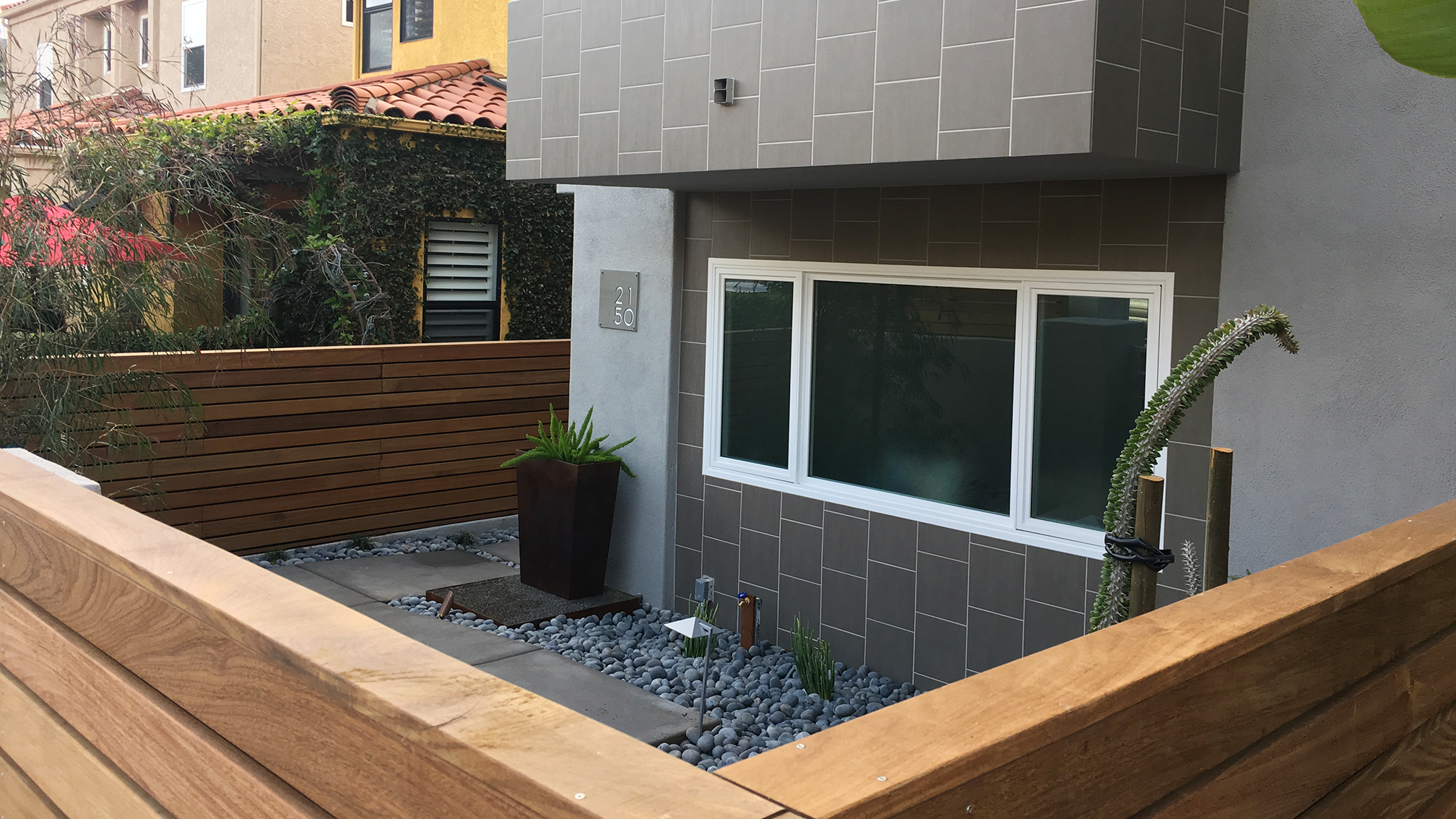 Modern Curb Appeal - Sara Bendrick